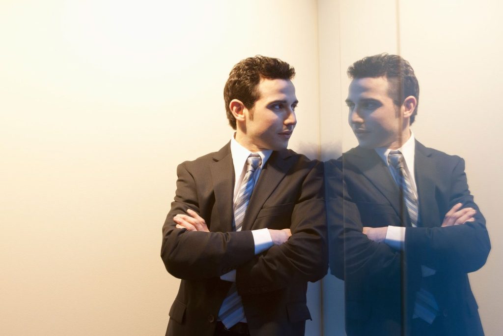 SEÑALES CLARAS para IDENTIFICAR a una Persona PREPOTENTE